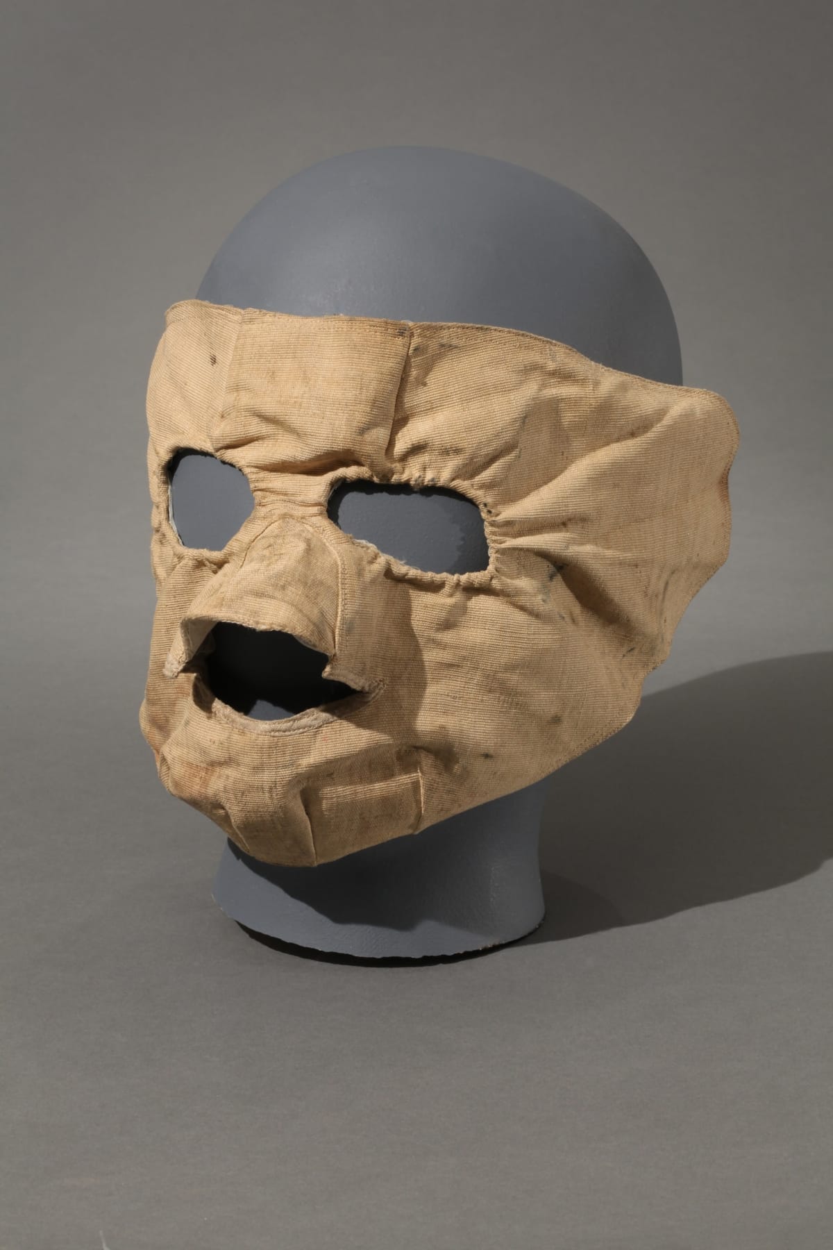Automobile Racing Face Mask, circa 1905, Owned by Joe Tracy - The Henry ...