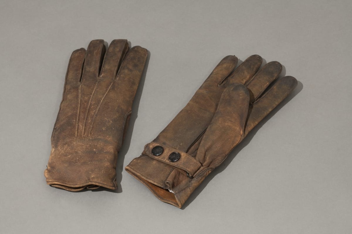 Early Automobile Racing Gloves, circa 1905, Owned by Joe Tracy - The ...