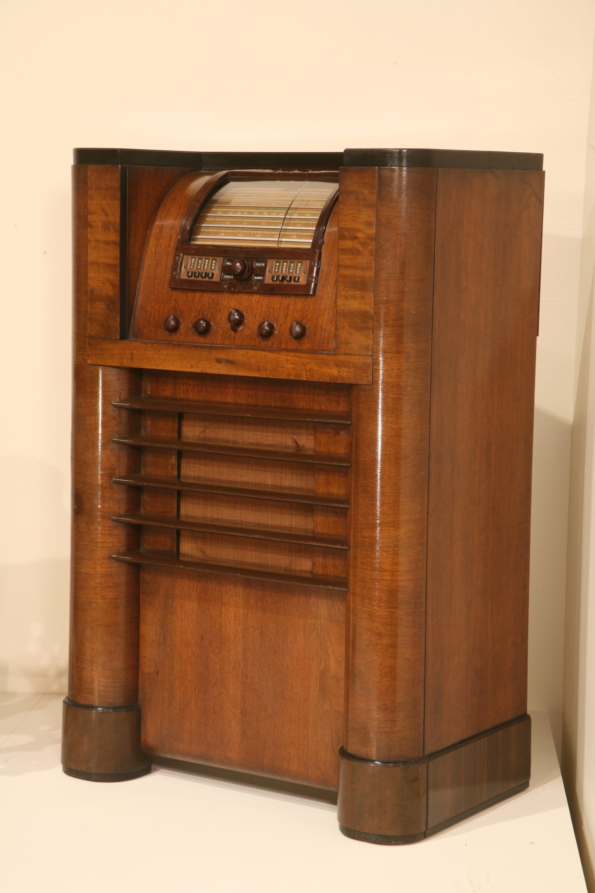 RCA Console Radio Receiver, 1935-1940 - The Henry Ford