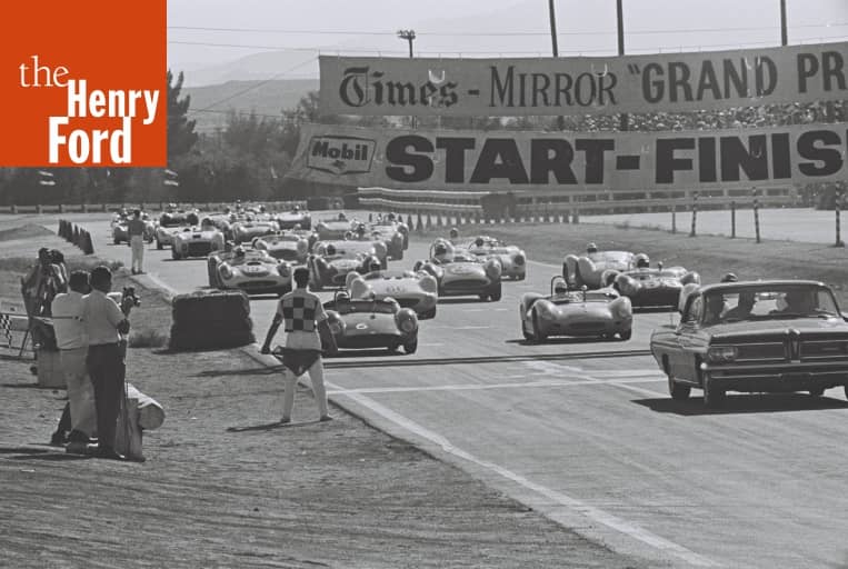 Start of the 4th Annual Grand Prix for Sports Cars, Riverside ...
