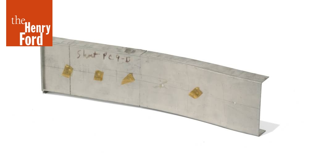 Scale Model of Penske PC-9B Indy Car Side Pod Tunnel Used for Airflow ...