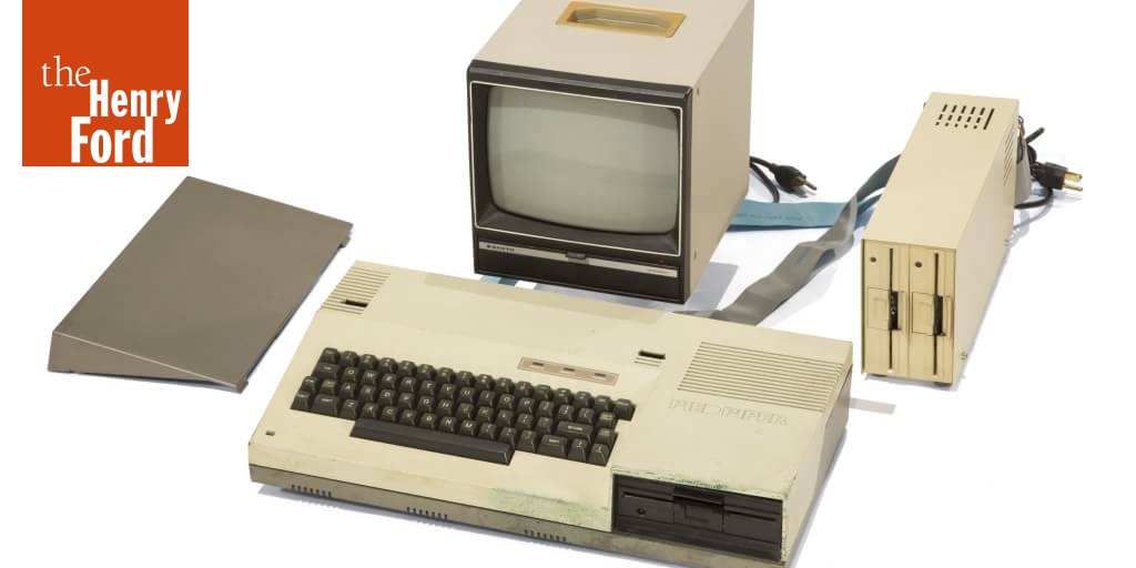 Pied Piper Portable Computer with Sanyo Monitor, 1981-1983 - The Henry Ford