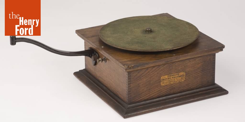 Standard Disc Phonograph, Style X, 1905-1910 - The Henry Ford