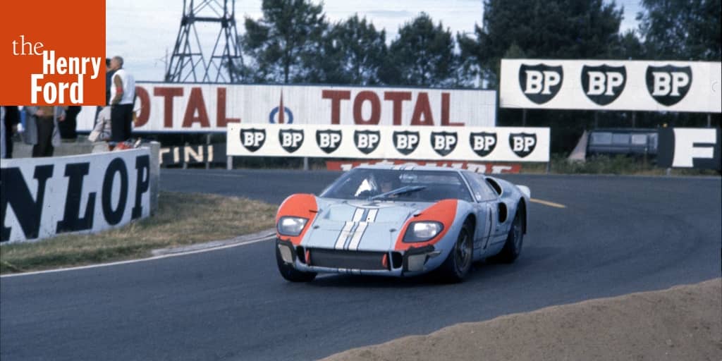 Ford GT40 Mark II Driven by Ken Miles and Denny Hulme at the 24 Heures ...