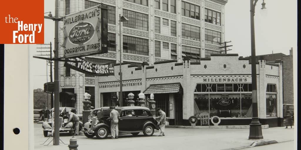 Millenbach's Super Service Station, Gratiot and Russell Streets ...