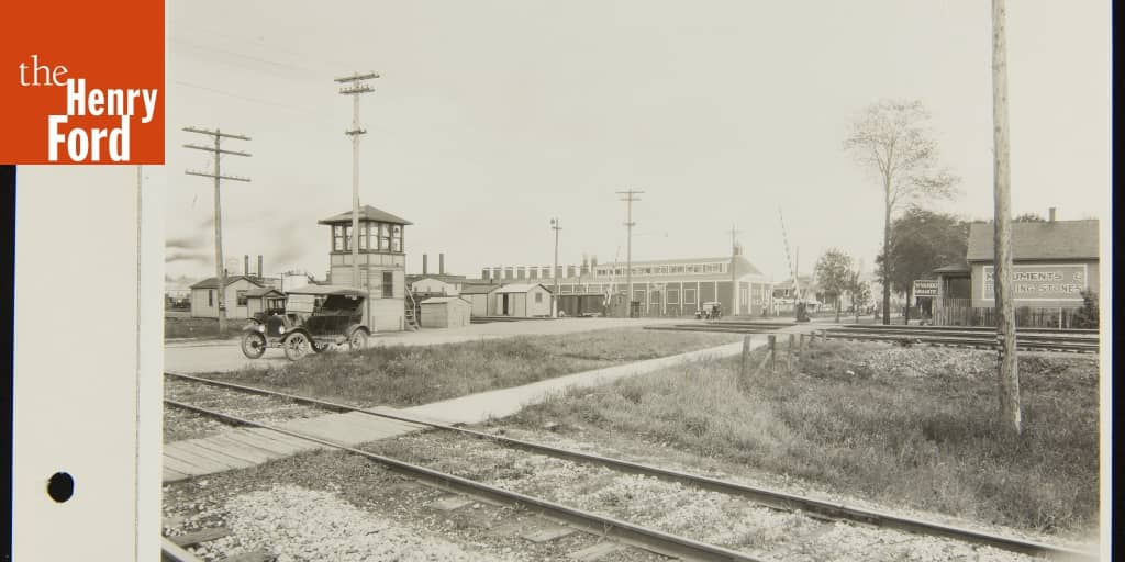 Railroad Crossing, Wyandotte, Michigan, Detroit, Toledo & Ironton ...