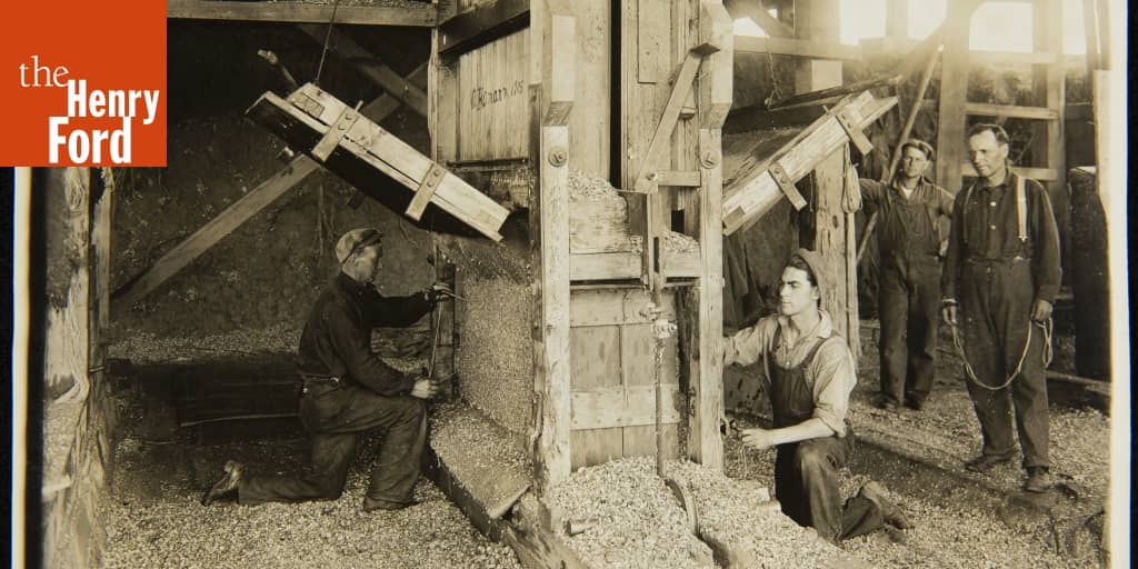 Workers Compressing Hops into Bales, Oregon, 1923-1924 - The Henry Ford