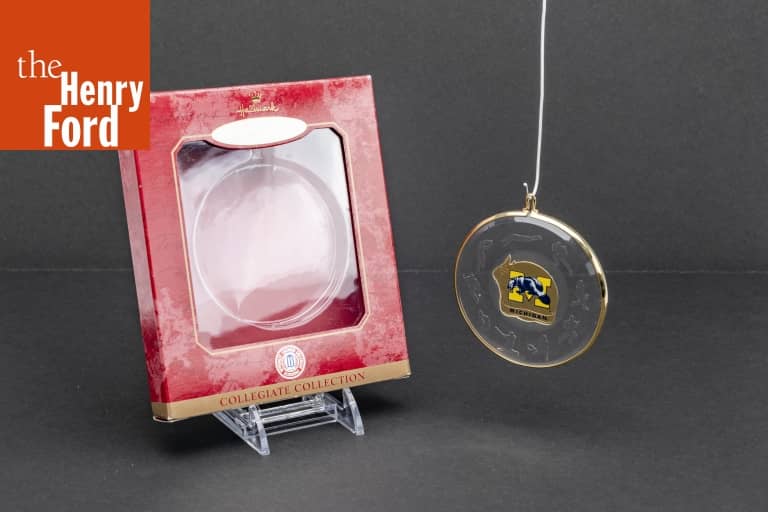 Hallmark "Collegiate Collection: Michigan Wolverines" Christmas ...