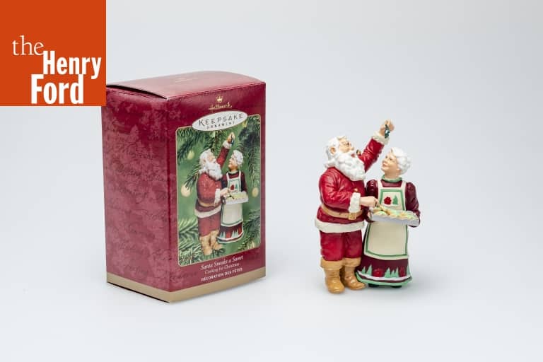 Hallmark "Cooking for Christmas: Santa Sneaks a Sweet" Christmas ...