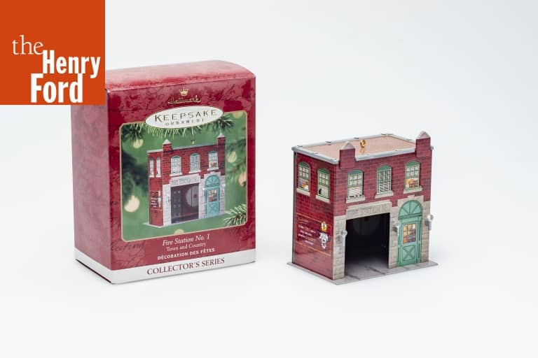 Hallmark "Town and Country Series: Fire Station No. 1" Christmas ...