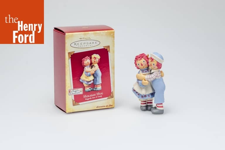 Hallmark "Raggedy Ann & Andy: Holiday Hug" Christmas Ornament, 2004 ...