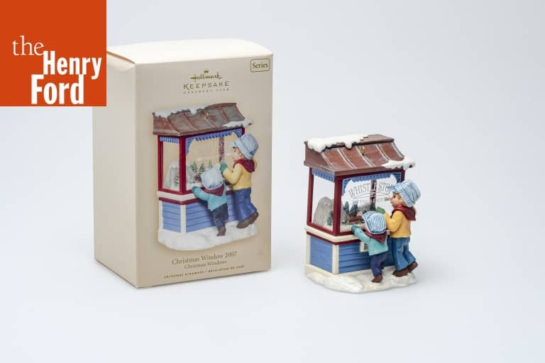 Hallmark "Christmas Windows Series: Christmas Window 2007" Collector's ...