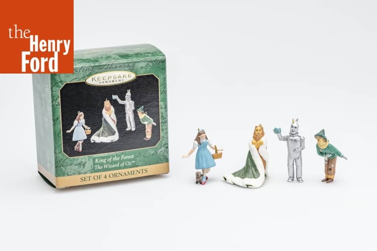 Hallmark "The Wizard of Oz: King of the Forest" Miniature Christmas ...