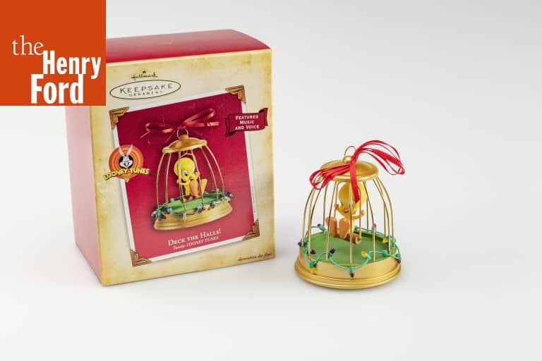 Hallmark "LOONEY TUNES Tweety: Deck the Halls!" Christmas Ornament ...